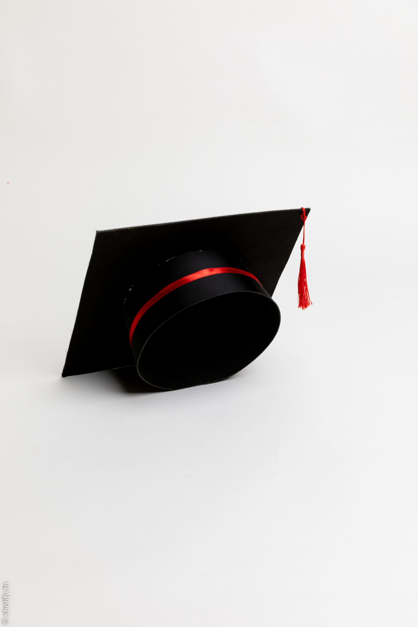 Chapeau de Soutenance Personnalisée — Soutenance.tn | Tenues ...
